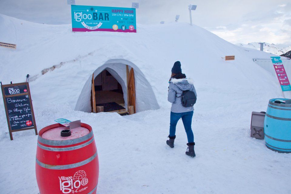 Visit the Igloo Village - easyVoyage