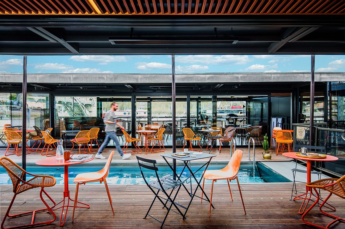 No one has ever thought of it before: discover the first floating hotel ...