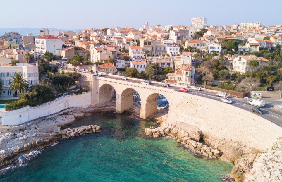 Recorrer la Cornisa con un descanso en el Vallon des Auffes - Easyviajar