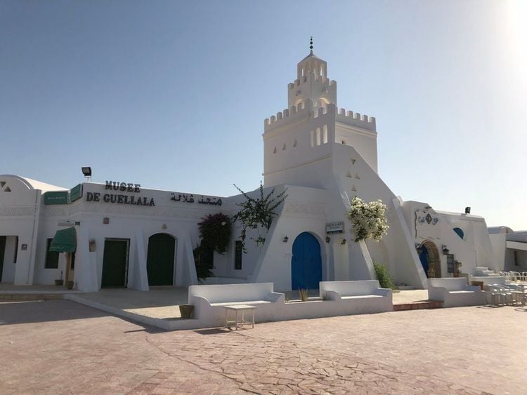 Djerba : la plage et le spa oui, mais les visites aussi ! (souks ...